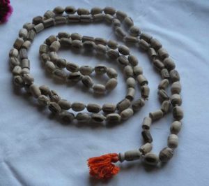 21 Essential Hindu Symbols (& the Stories Behind Them)